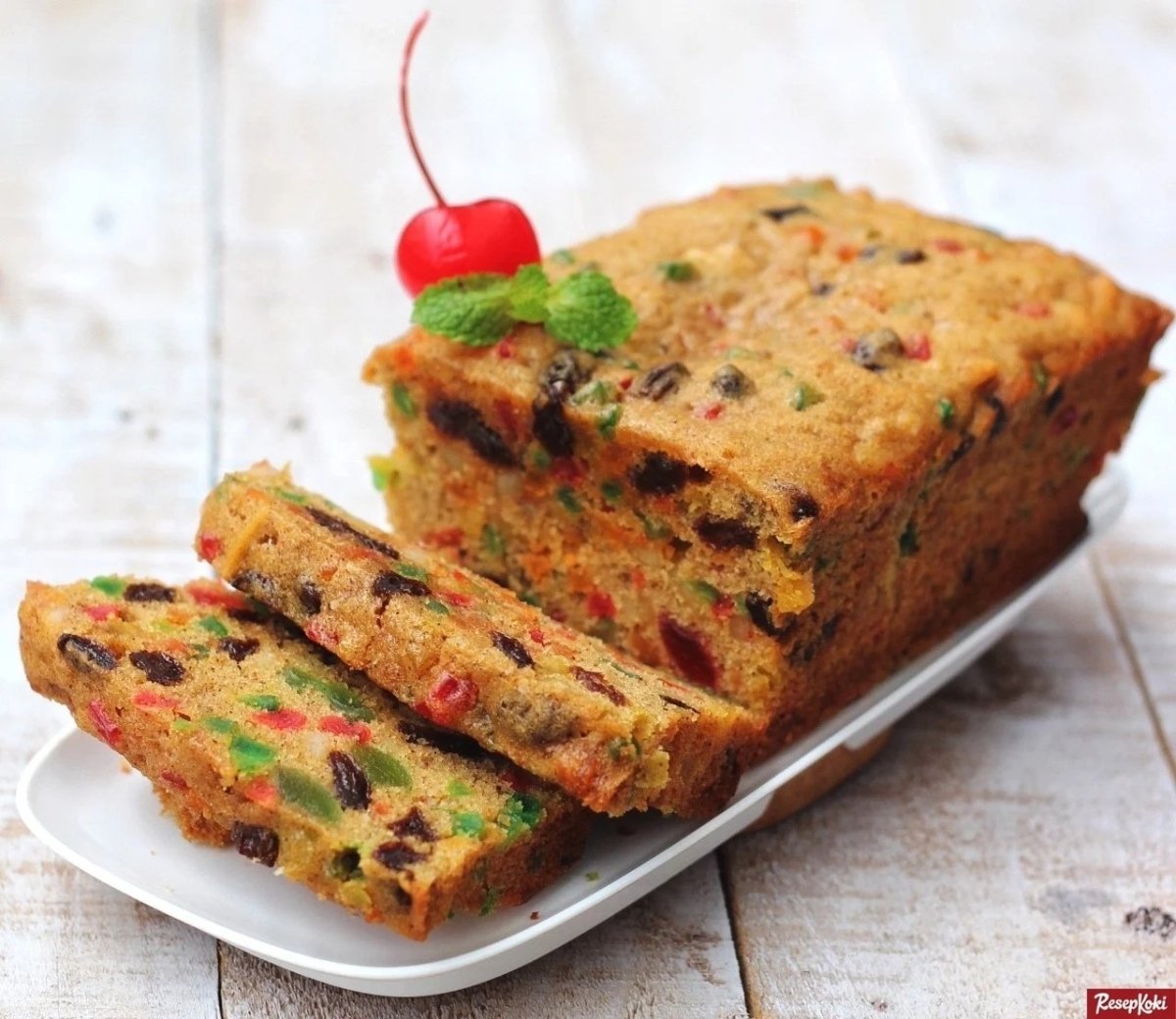 Buy Fruit Cake Online | Alli Bhavan